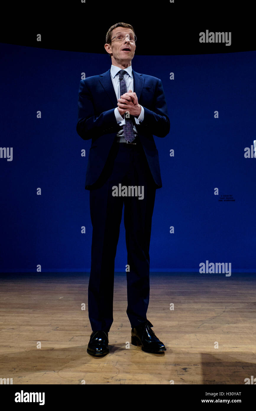 Andy street hi-res stock photography and images - Alamy