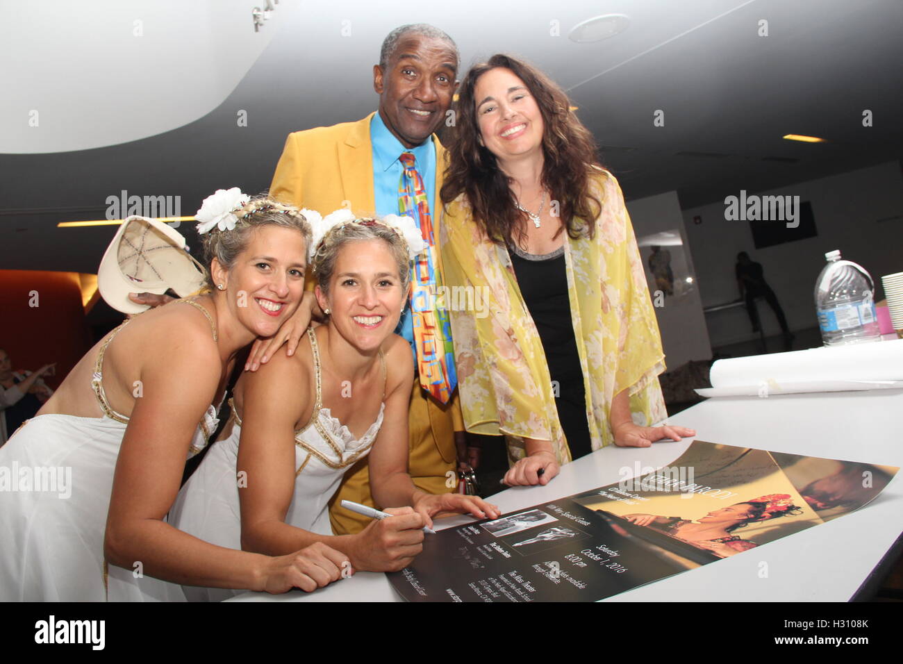 Sarah moss hi-res stock photography and images - Alamy