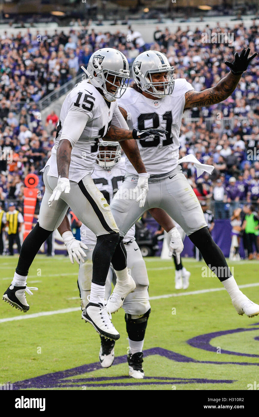 Baltimore, Maryland, USA. 2nd Oct, 2016. Oakland Raiders players ...