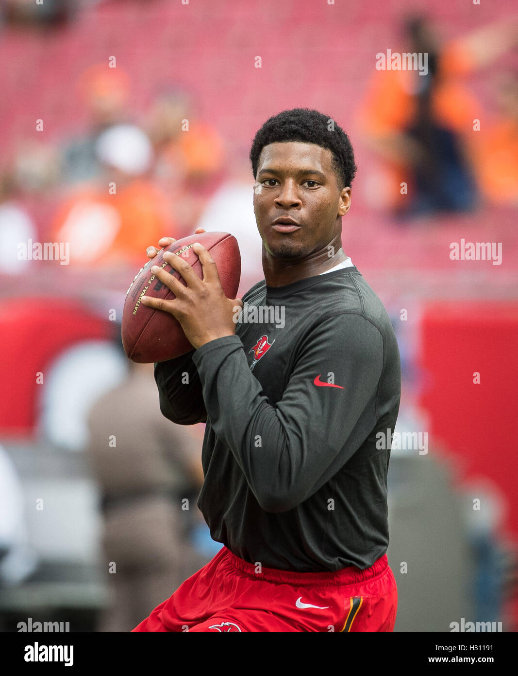 Florida, USA. 2nd Oct, 2016. LOREN ELLIOTT | Times .Tampa Bay ...