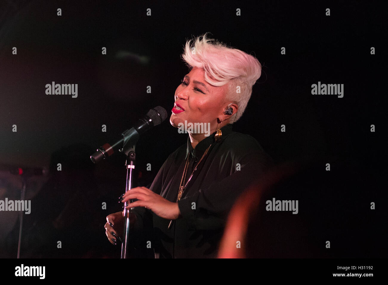 Glasgow Scotland. 2nd October 2016. Emeli Sande, singer songwriter ...
