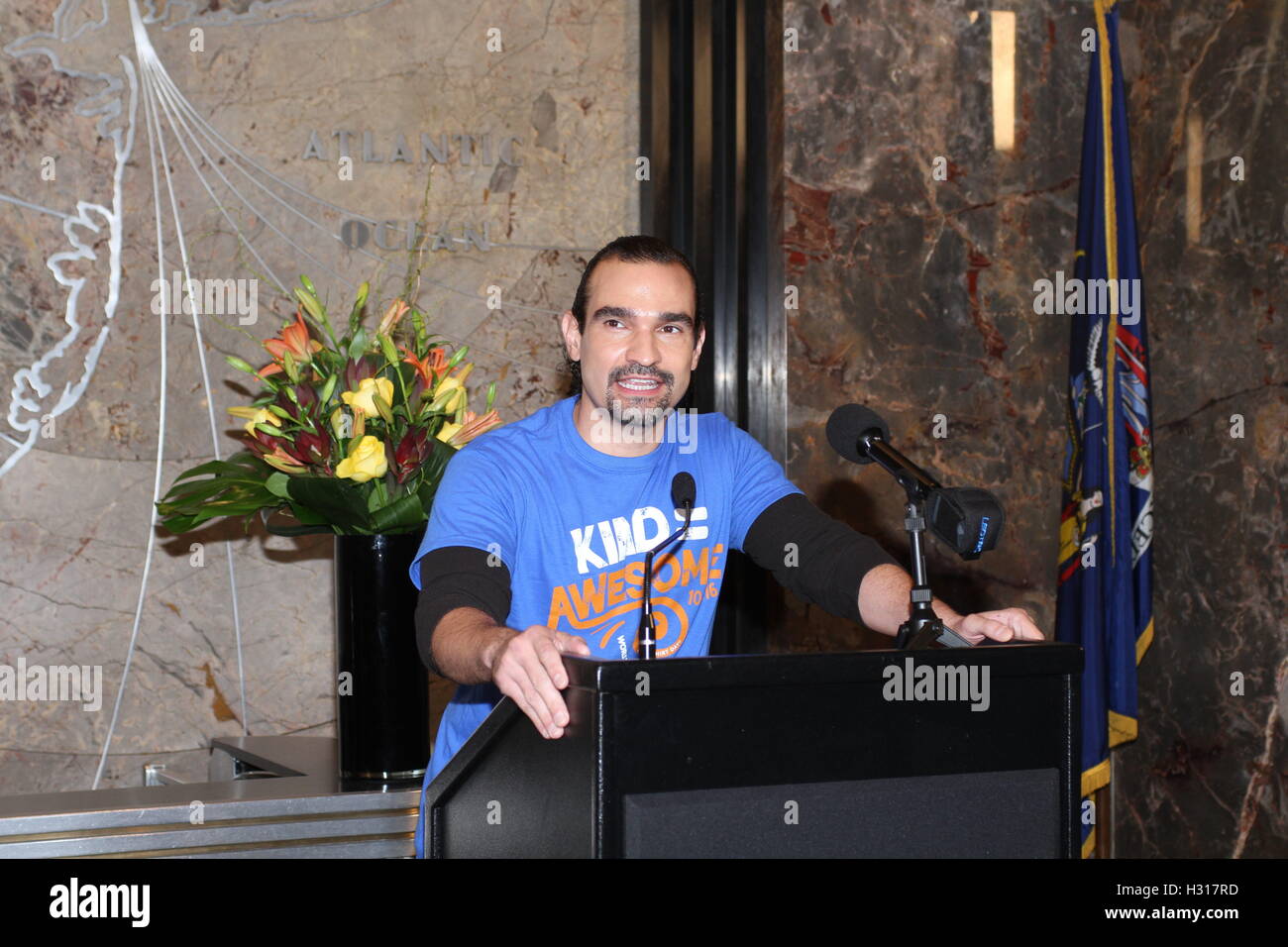 New York, New York, USA. 3rd Oct, 2016. Hamilton's Javier Munoz lights ...
