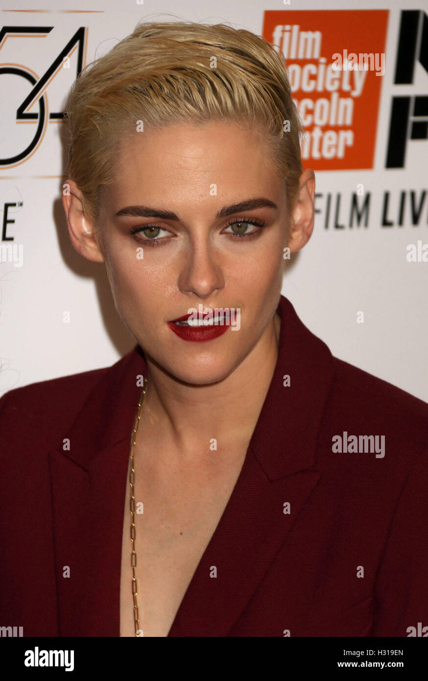 New York, New York, USA. 3rd Oct, 2016. Actress KRISTEN STEWART attends ...