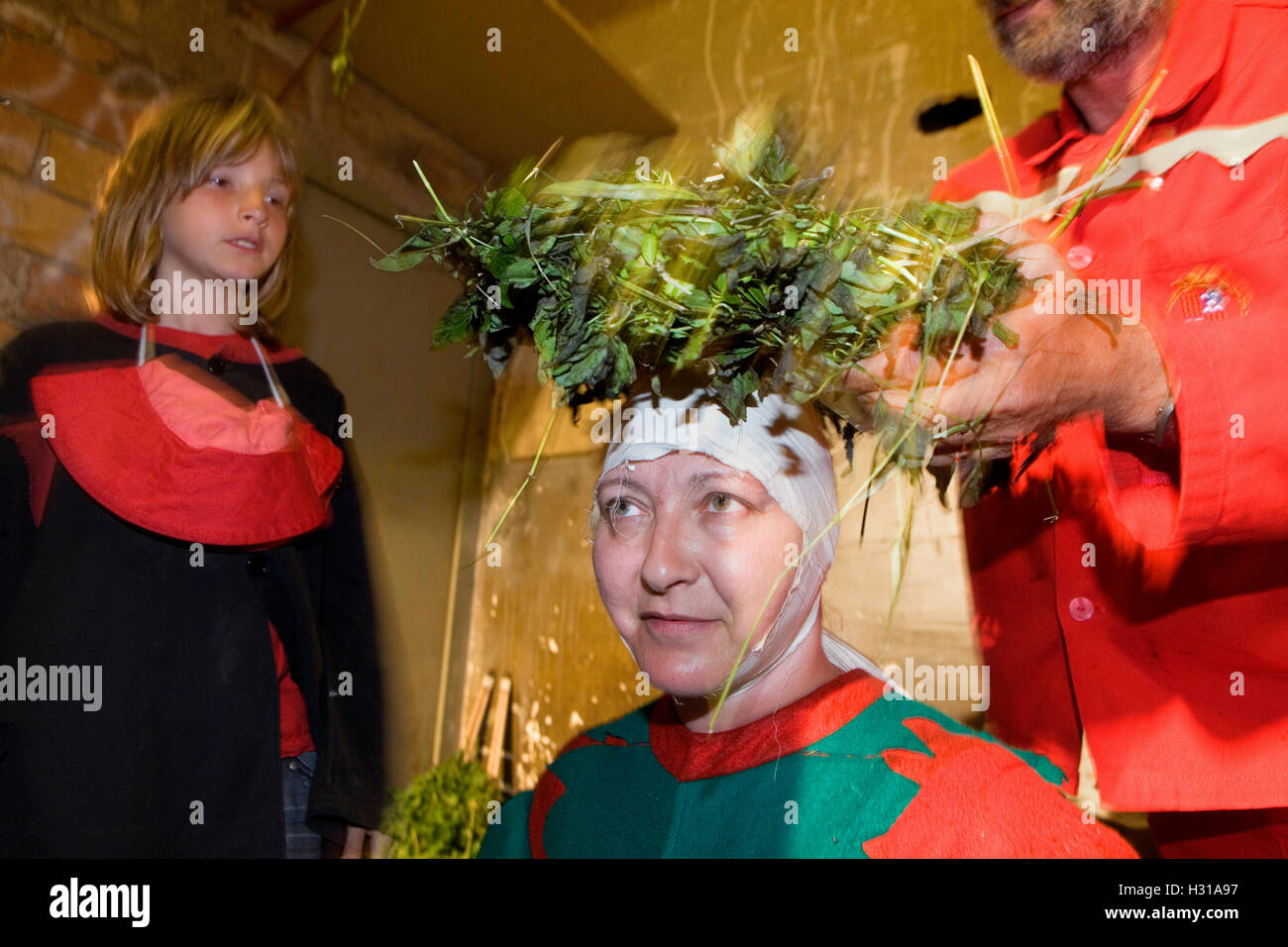 Getting ready the `Plens´. La Patum (Masterpiece of Oral and Intangible ...