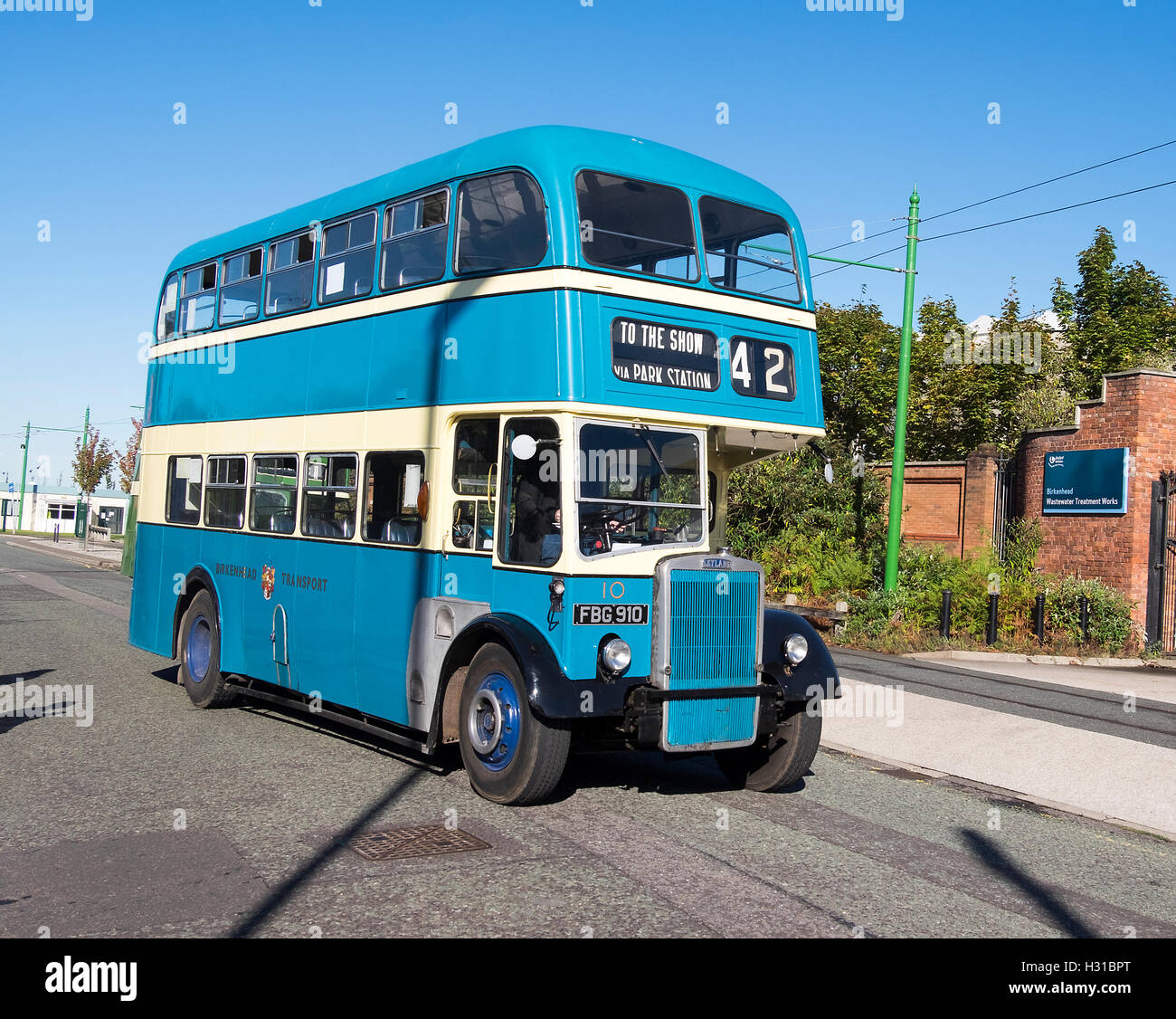 Vintage Bus on display at Bus Show Stock Photo - Alamy