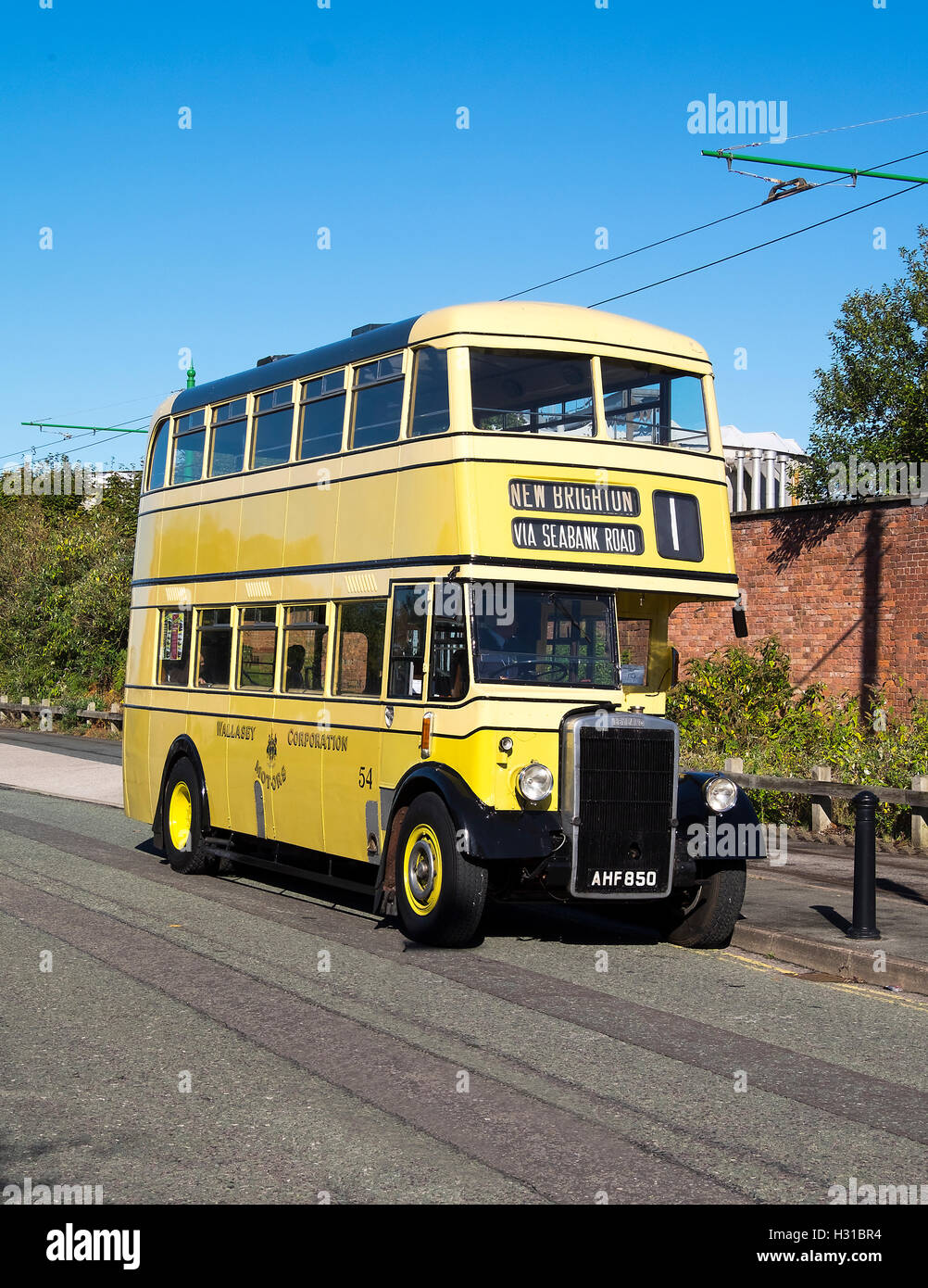 Vintage Bus on display at Bus Show Stock Photo - Alamy