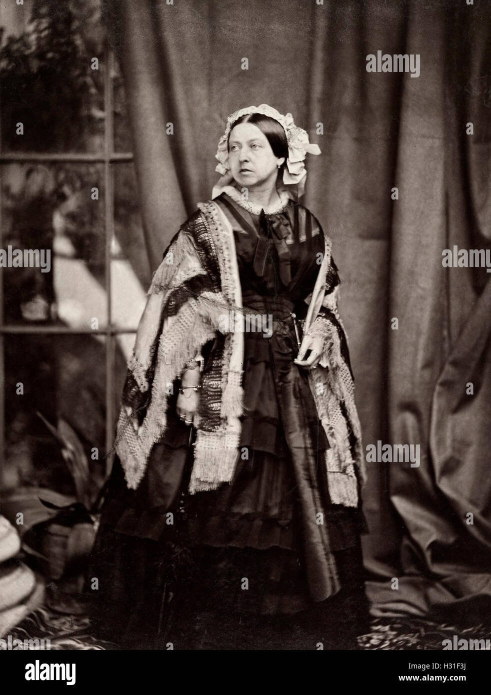 Queen Victoria, circa 1860 Stock Photo - Alamy
