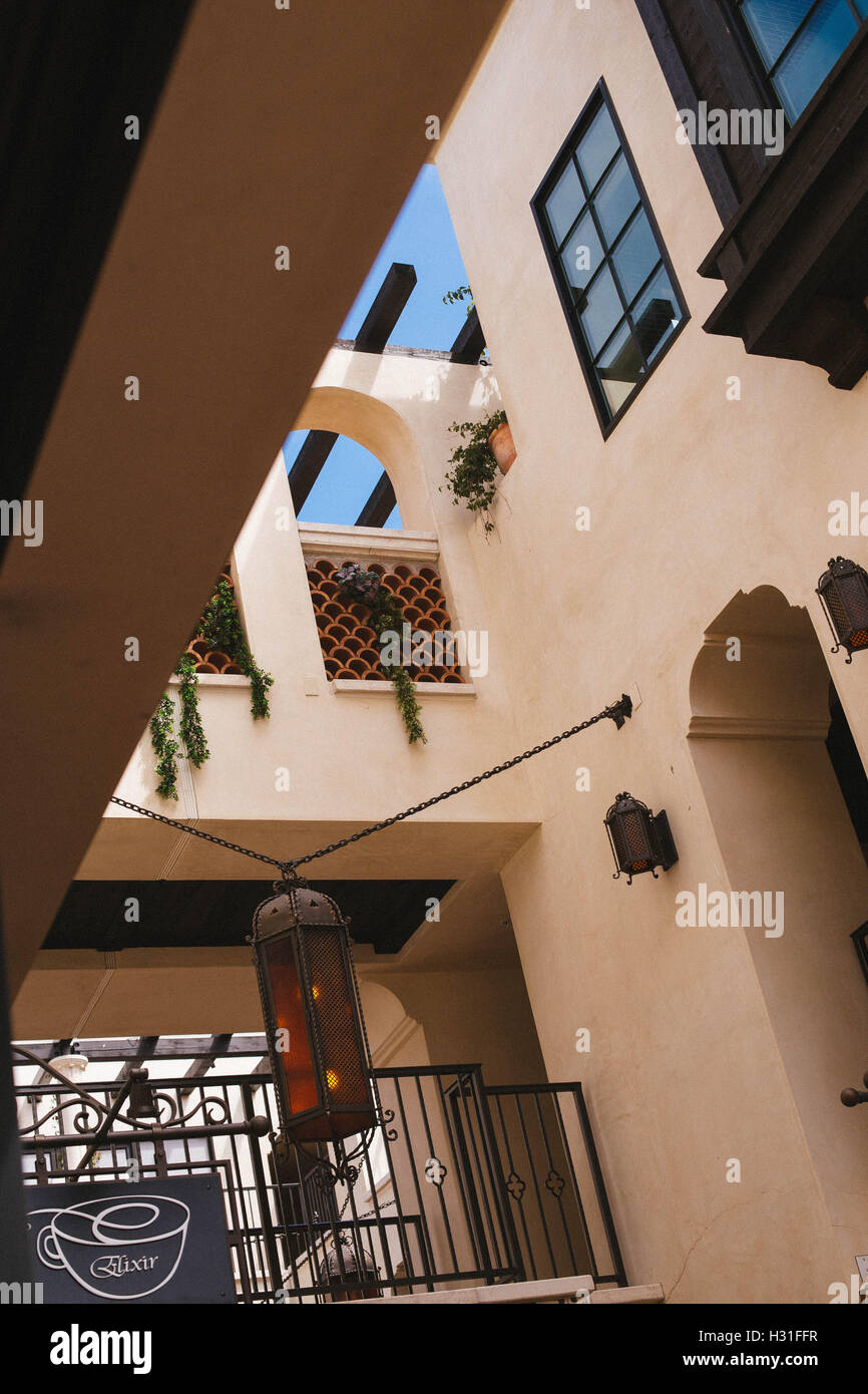 Tan lines hi-res stock photography and images - Alamy