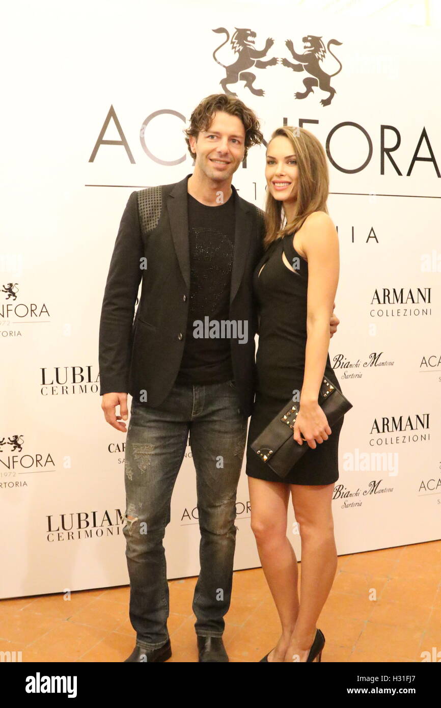 Ercolano, Italy. 02nd Oct, 2016. The actor and actress (L) Francesco ...