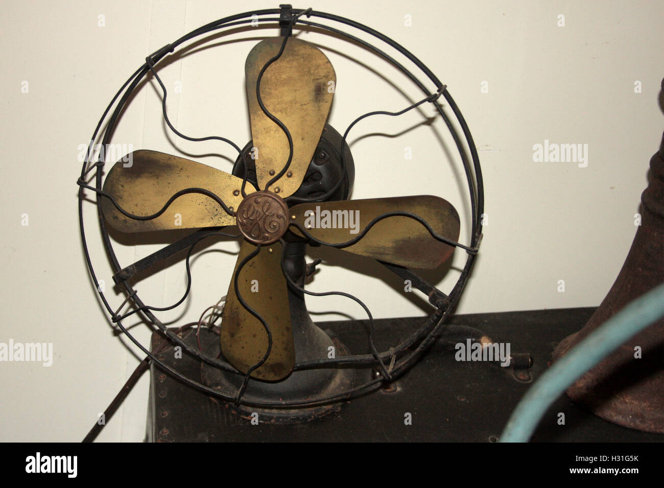 Antique electric fan Stock Photo - Alamy