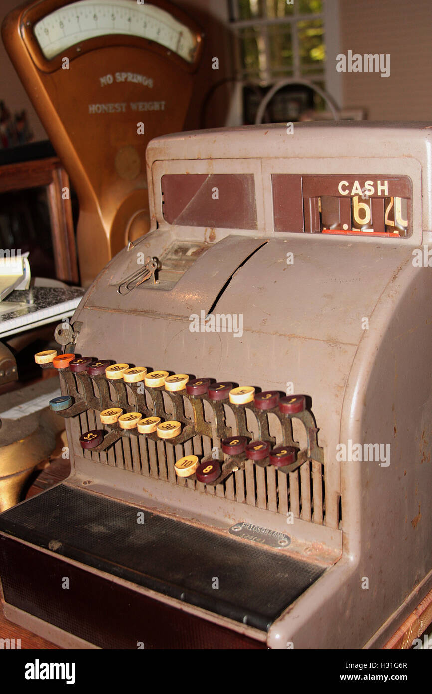 Cash register hi-res stock photography and images - Alamy