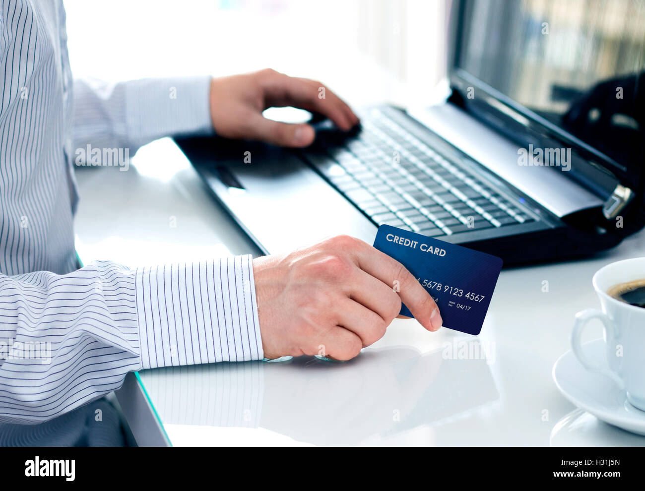 Card payment process hi-res stock photography and images - Alamy