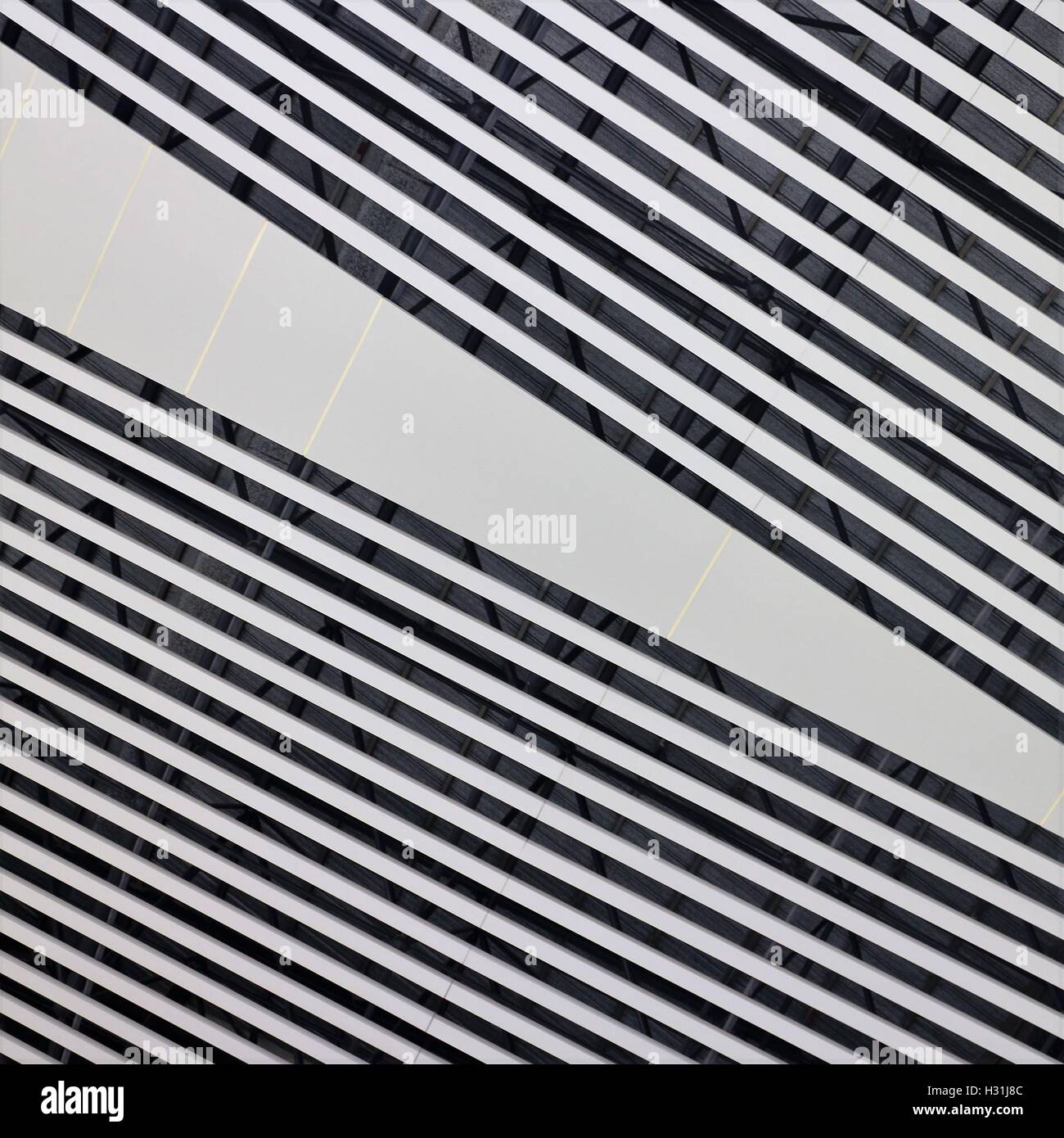 Office building roof pattern detail. Square Stock Photo - Alamy