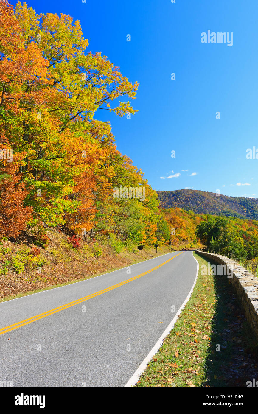 Shenandoah National park at autumn Stock Photo - Alamy