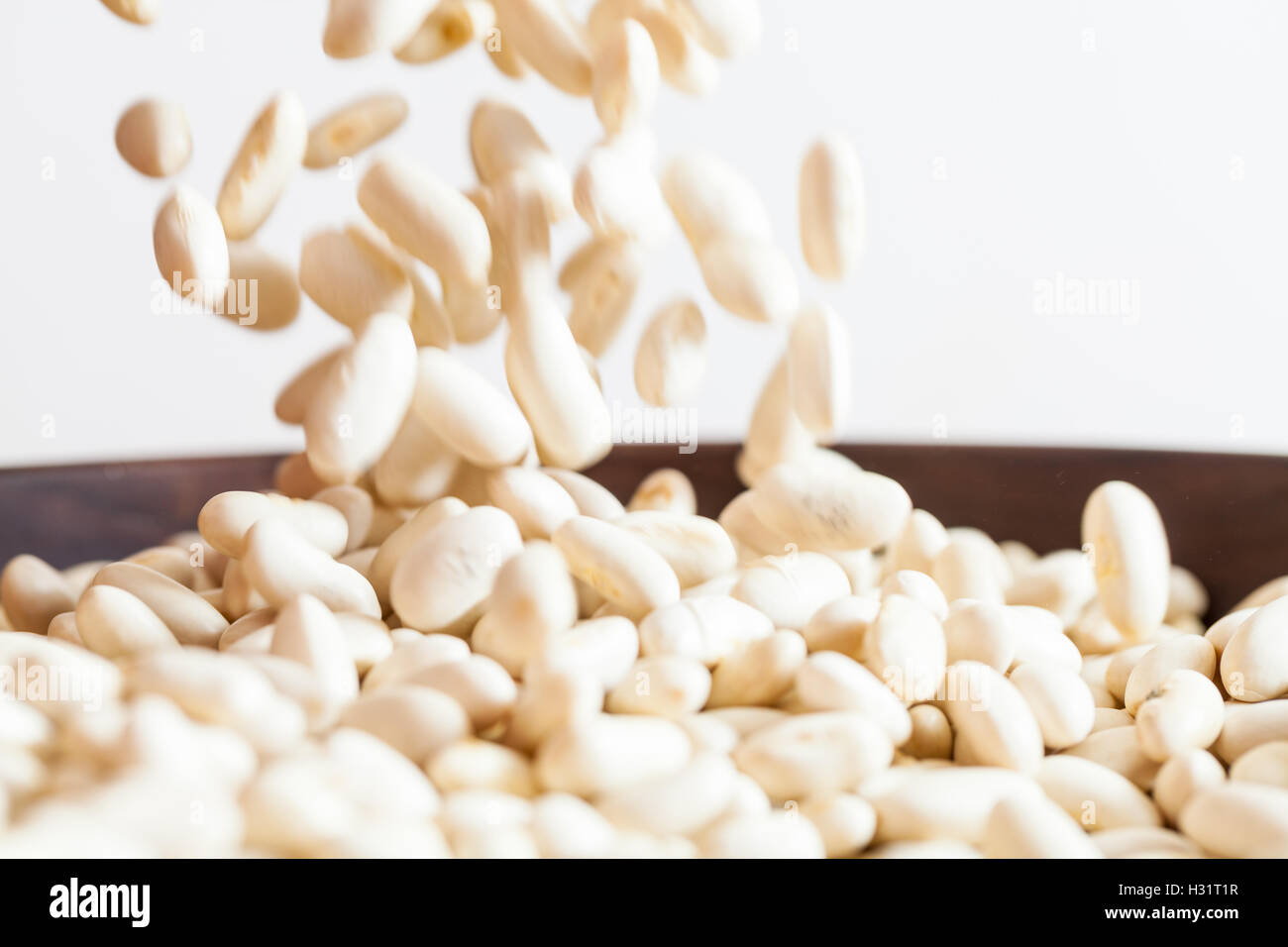 Dried Cannellini Beans Falling Stock Photo - Alamy