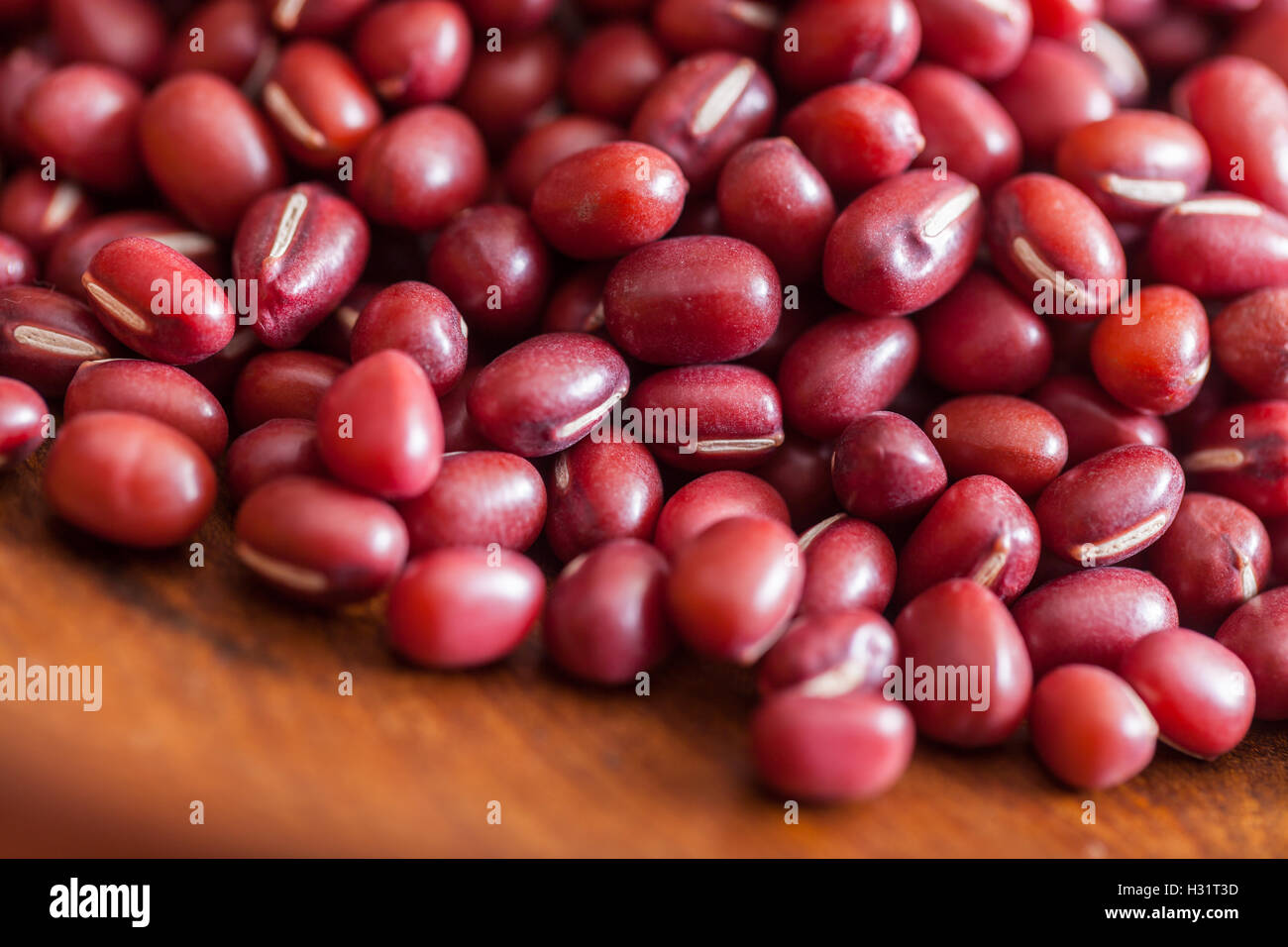 Uncooked adzuki beans hi-res stock photography and images - Alamy