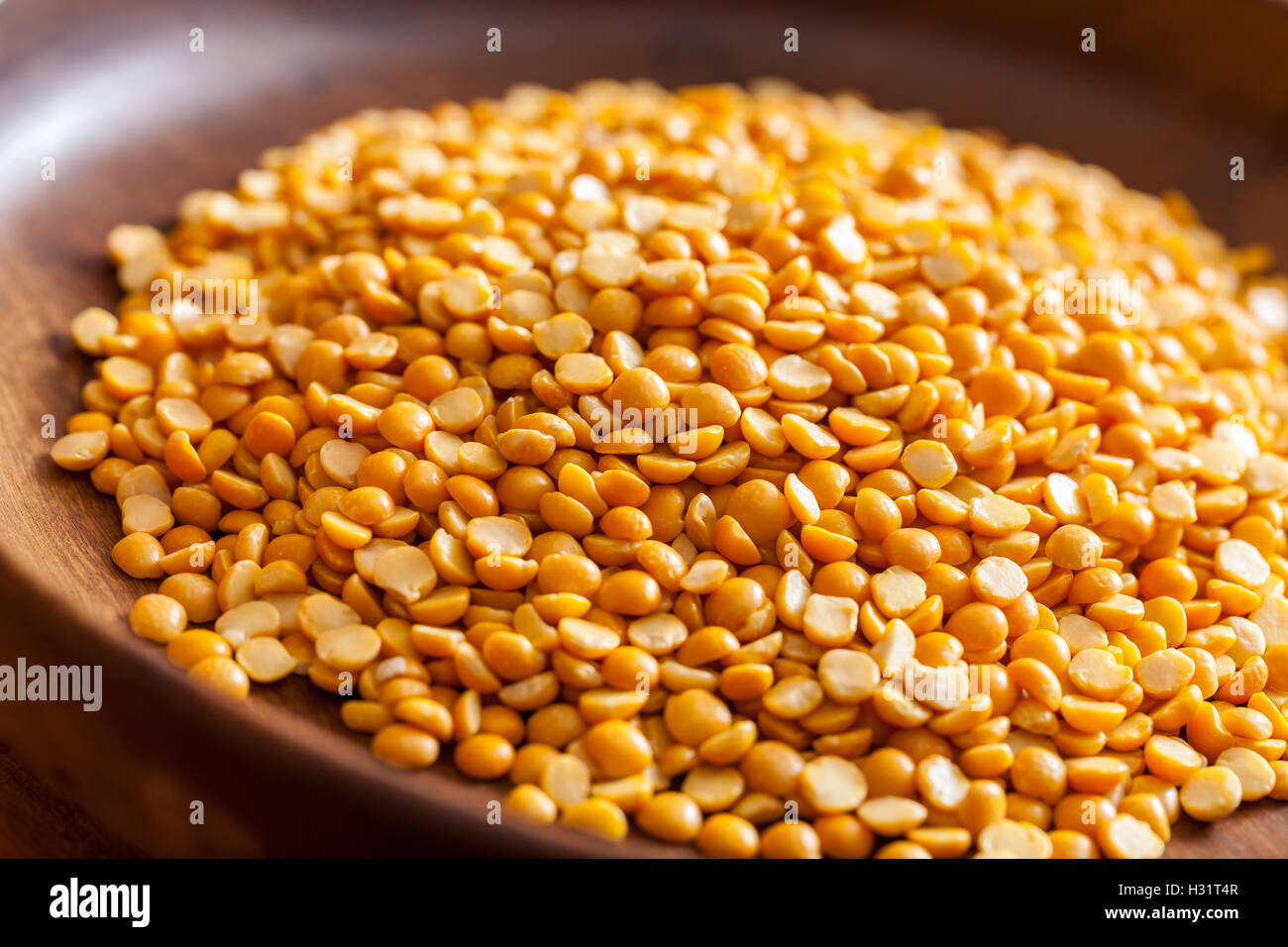 Yellow split bean hi-res stock photography and images - Alamy