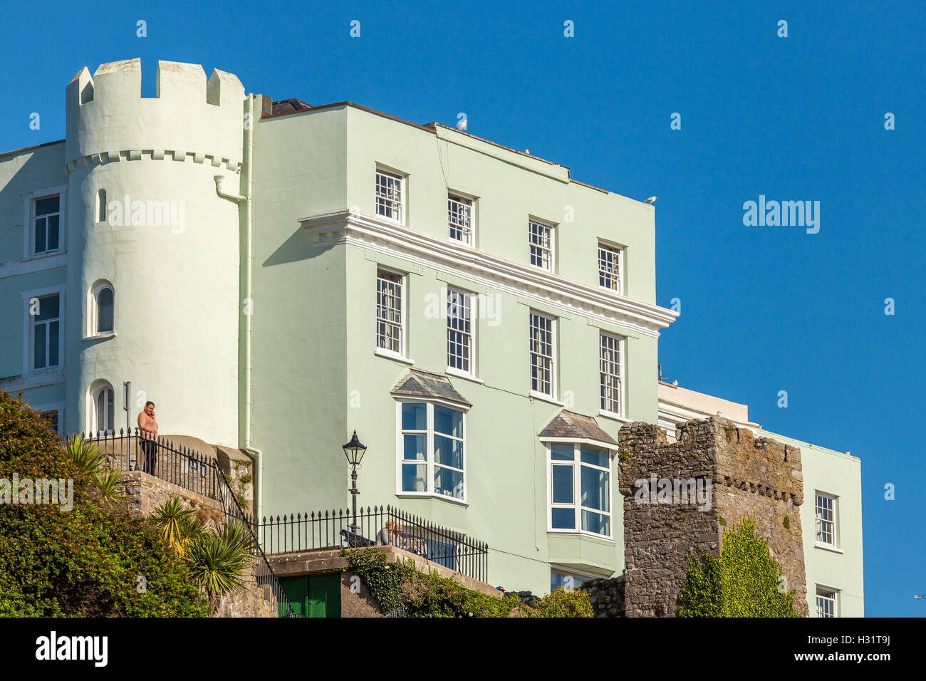 Tenby seafront houses Stock Photo - Alamy