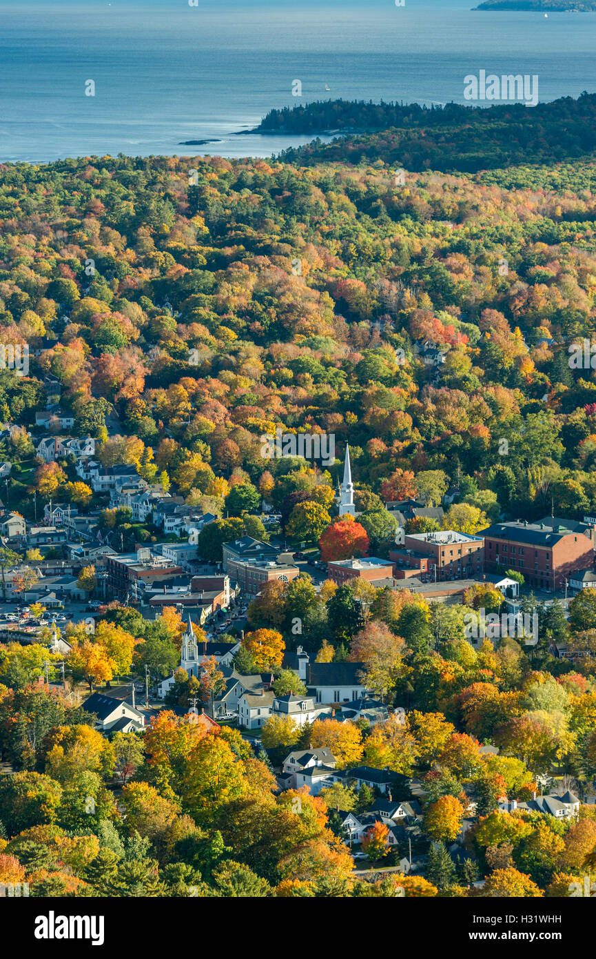 Landscape autumn foliage in hi-res stock photography and images - Alamy