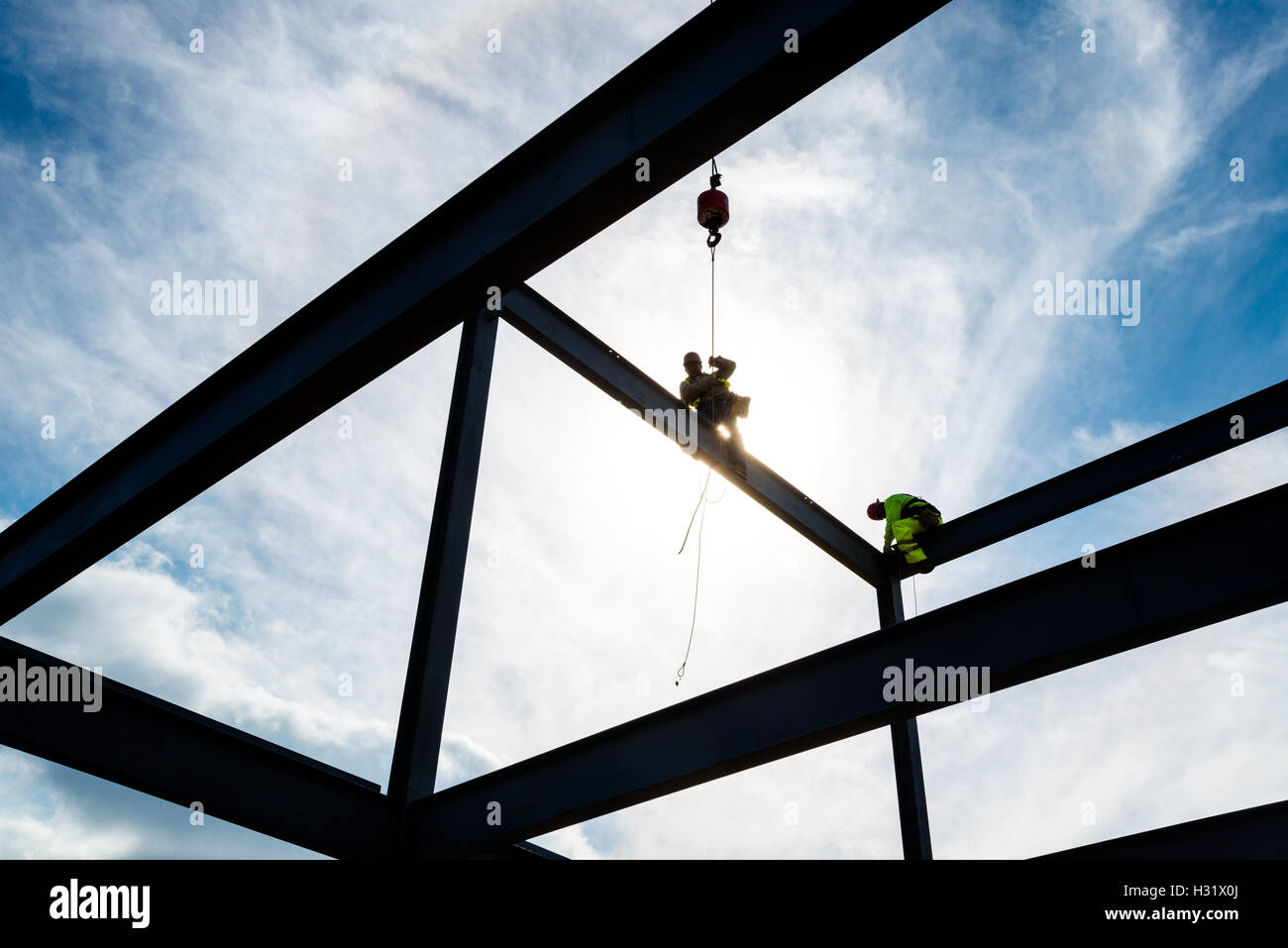 Iron workers beam hi-res stock photography and images - Alamy