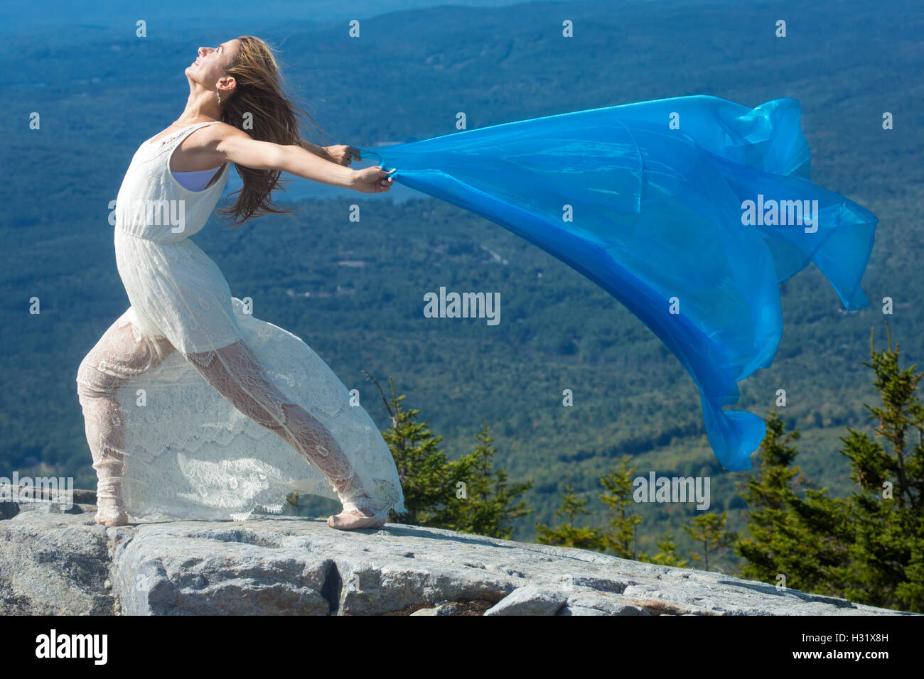 Fabric wind dance hi-res stock photography and images - Alamy