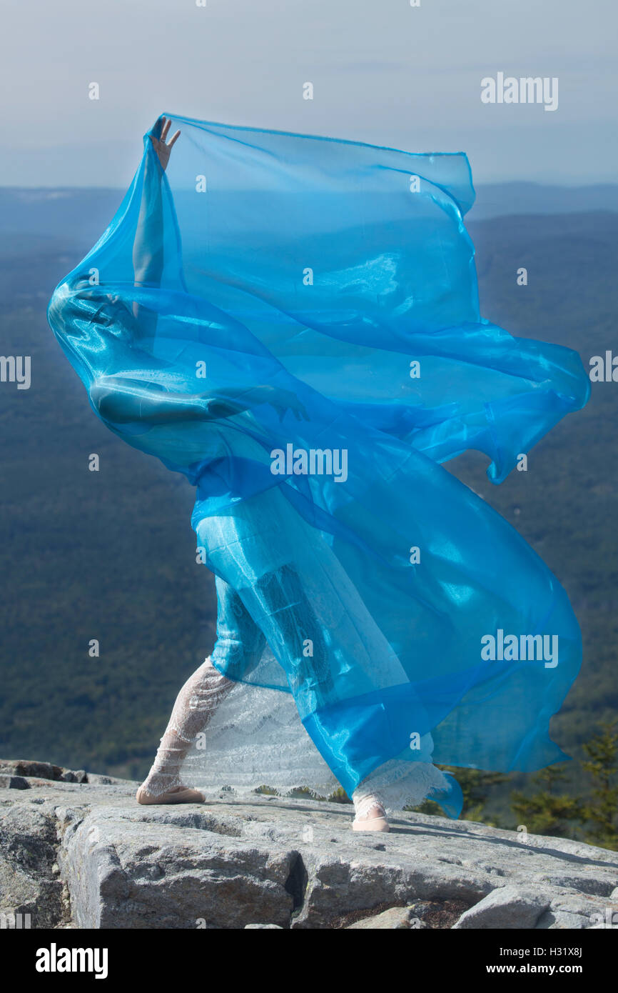 Fabric wind dance hi-res stock photography and images - Alamy