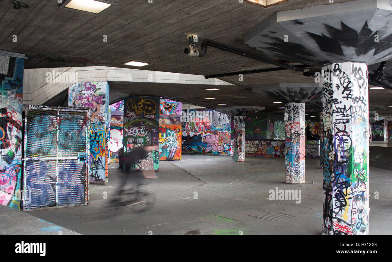 Underground bike ramp Stock Photo - Alamy