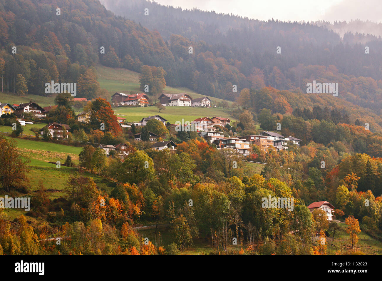 Sunny October day in Austria. Autumn in Alpine mountains Stock Photo ...