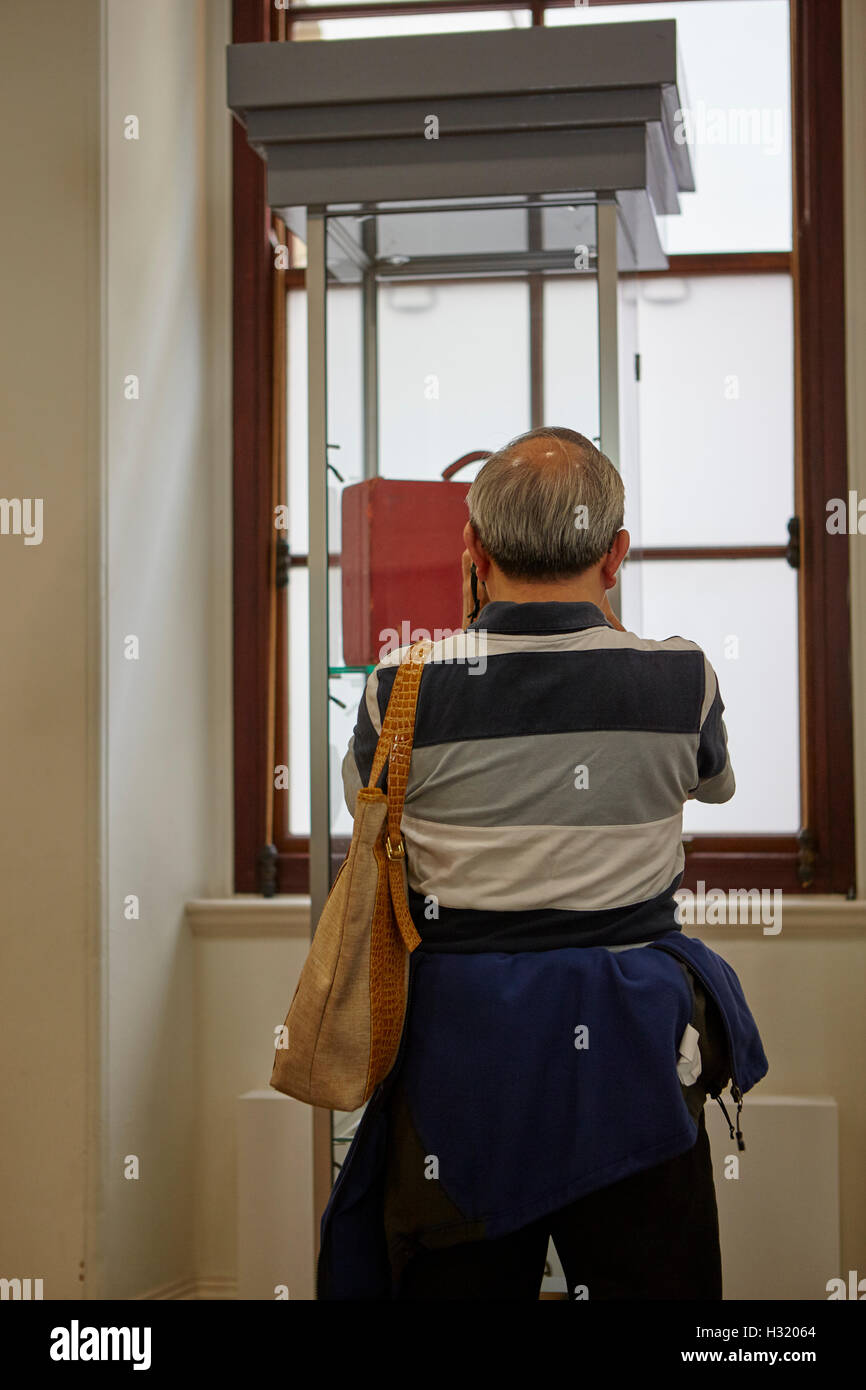 Red budget box hi-res stock photography and images - Alamy