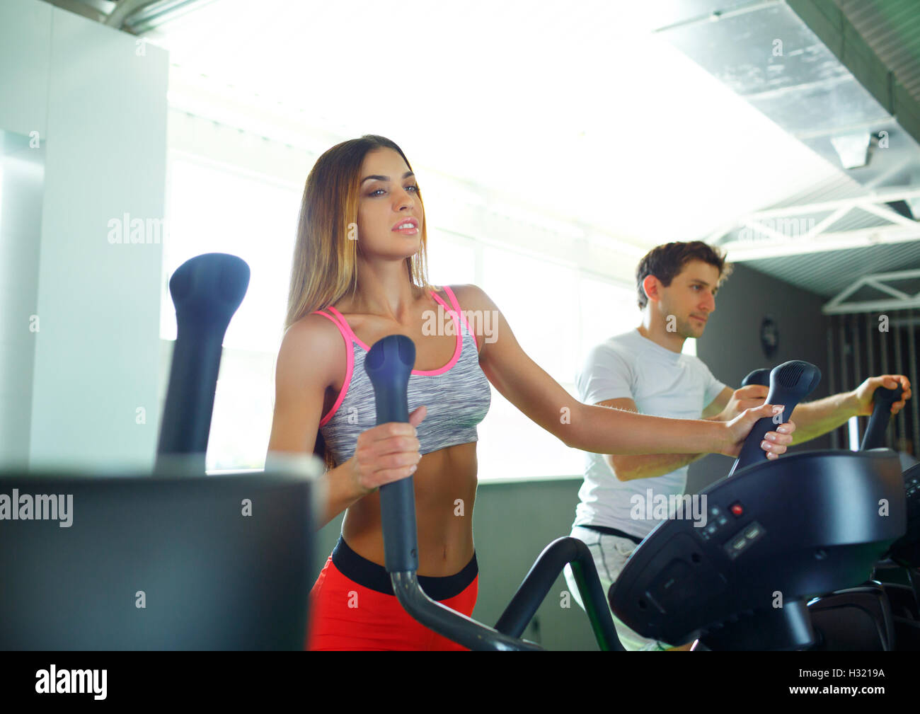 Fat guy in gym hi-res stock photography and images - Alamy
