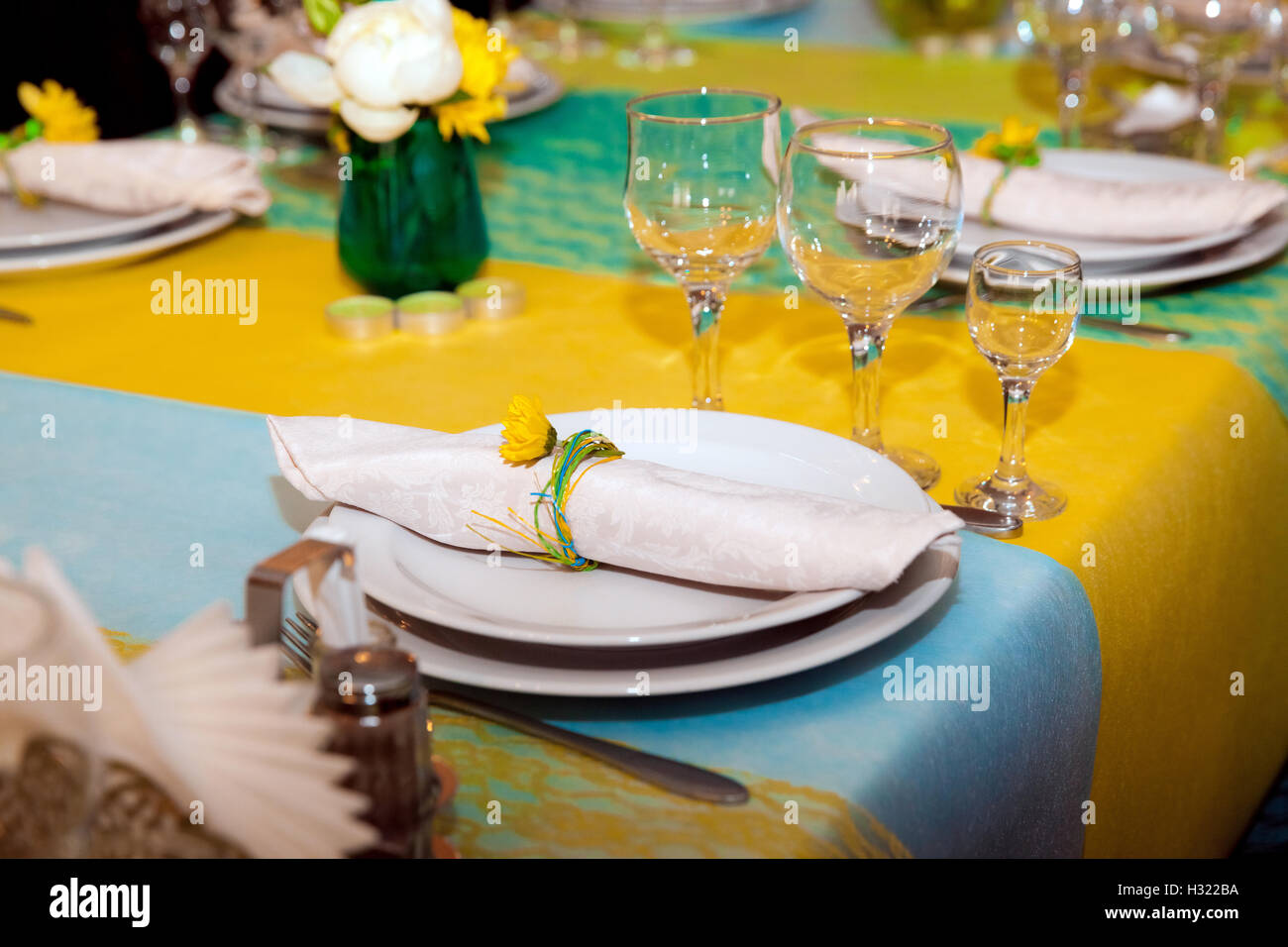 Table setting view Stock Photo - Alamy