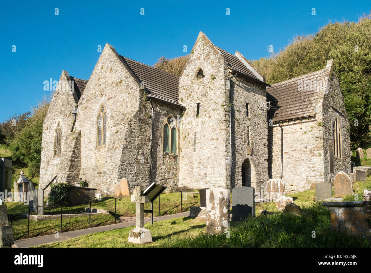 Saint church wales above hi-res stock photography and images - Alamy