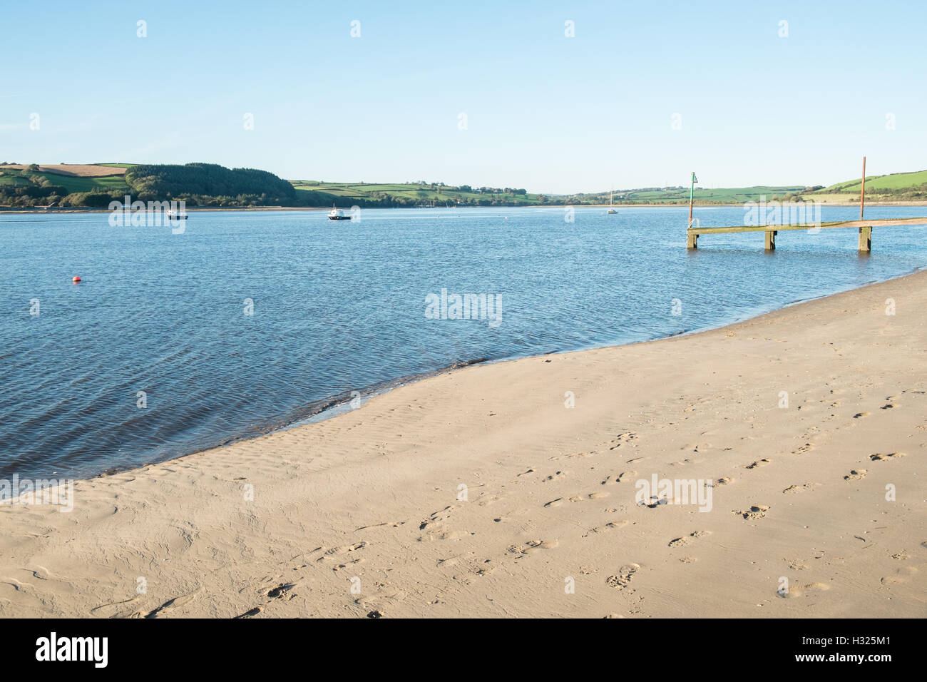 Indian beach sand castle hi-res stock photography and images - Alamy