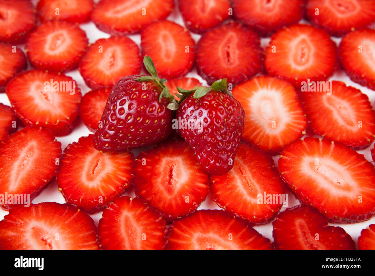 strawberry strawberry slices Stock Photo - Alamy