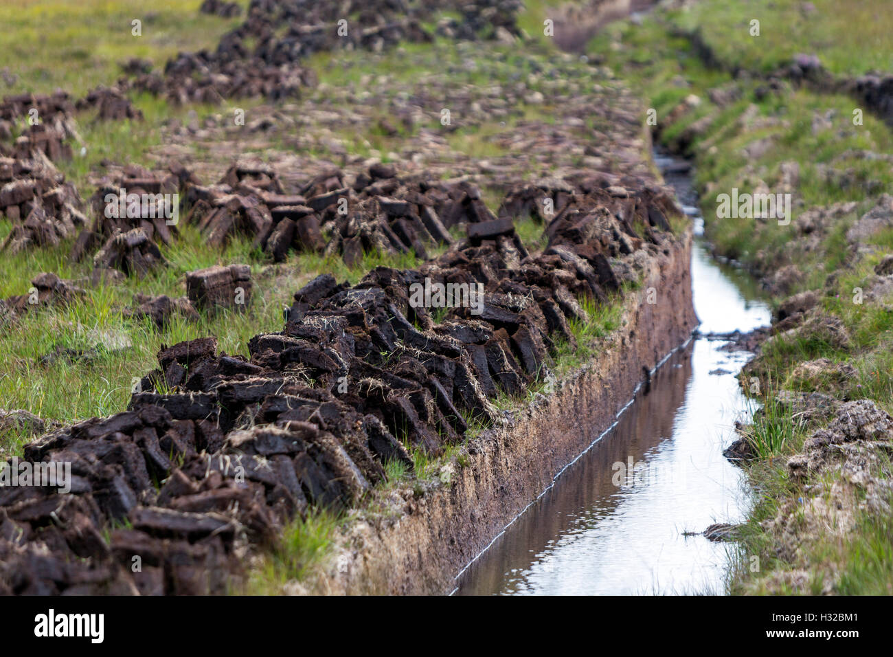 Peat bog ireland hi-res stock photography and images - Alamy
