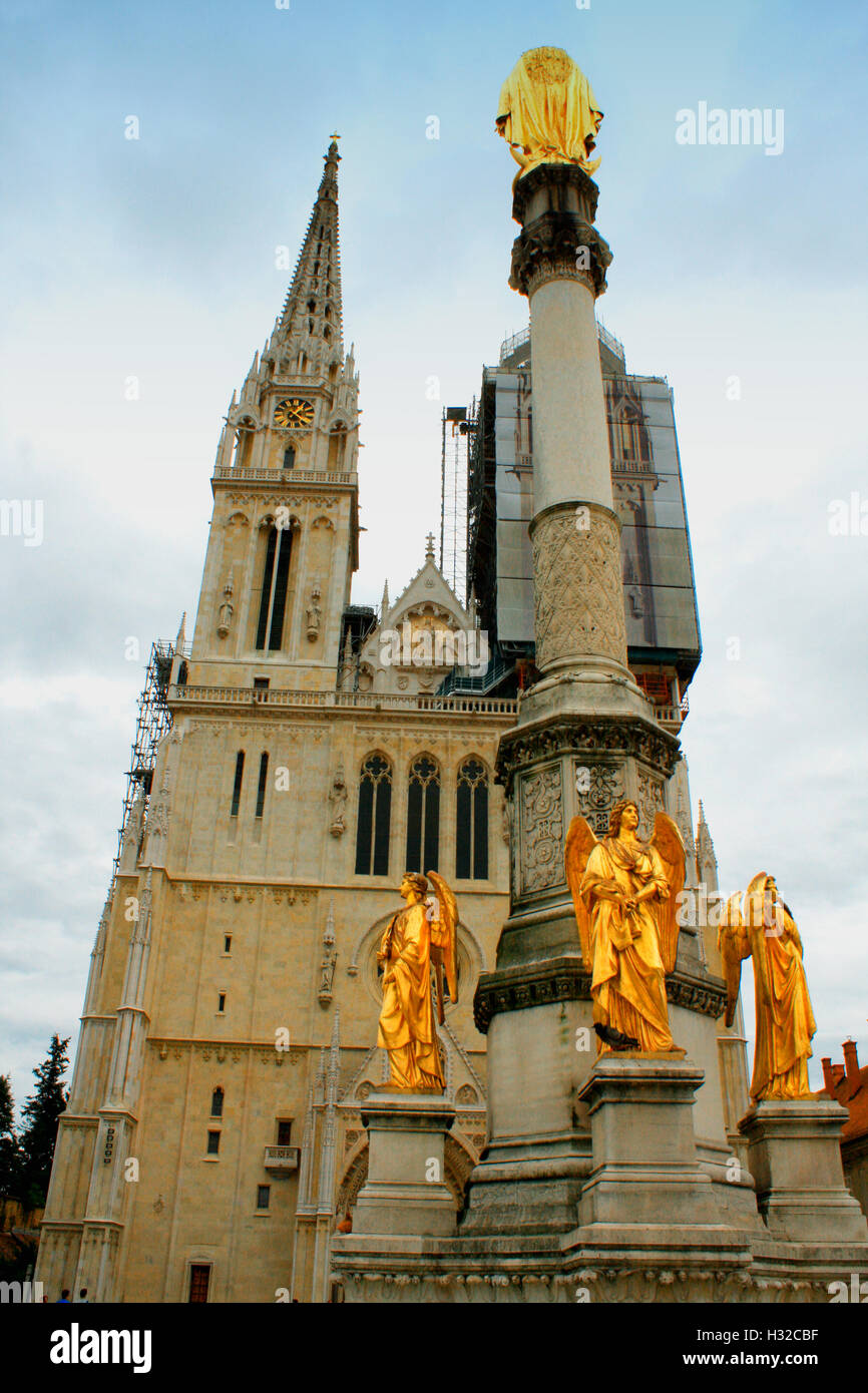 Kaptol fortress hi-res stock photography and images - Alamy