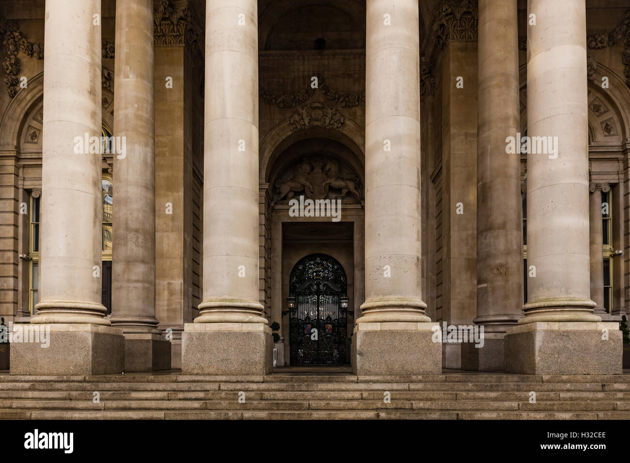 The royal exchange built structure hi-res stock photography and images ...