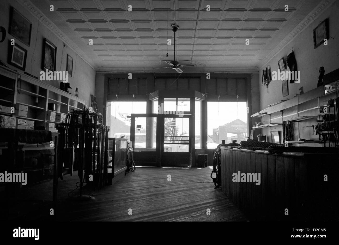 Bootmaking shop hi-res stock photography and images - Alamy