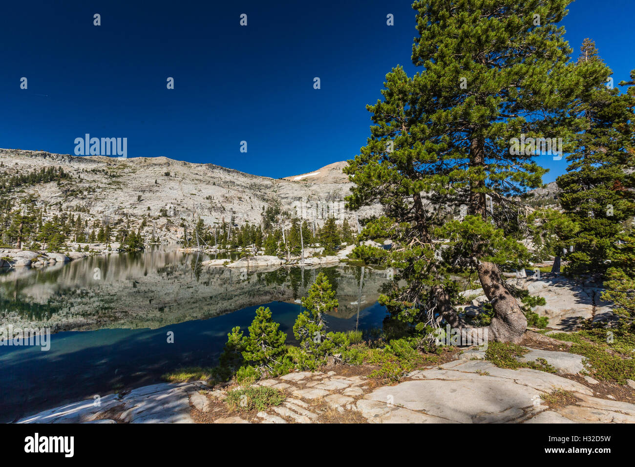 Pyramid lake nevada rock hi-res stock photography and images - Alamy