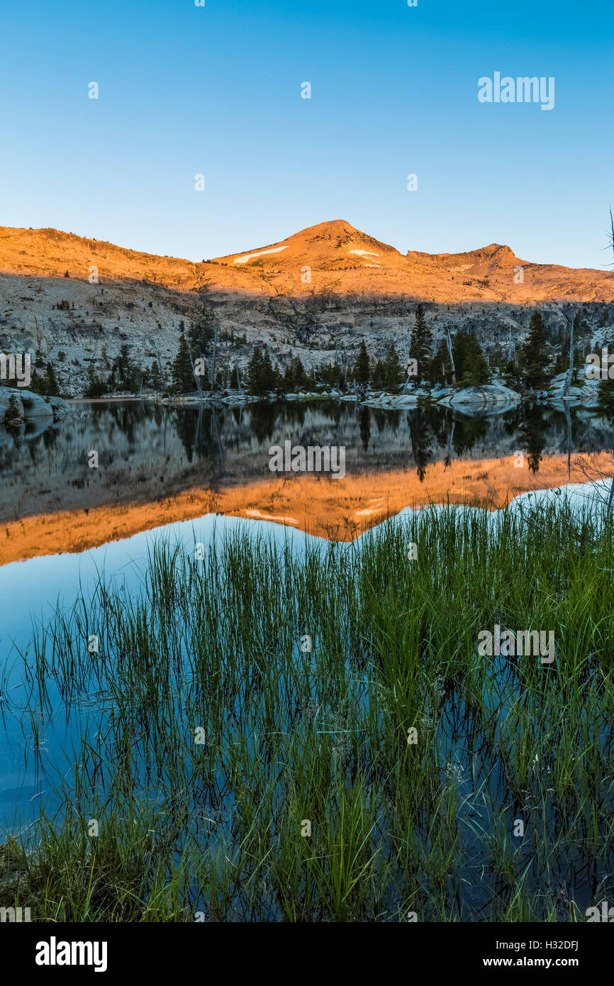 Morning light on Ropi Lake, with Pyramid Peak in the distance ...