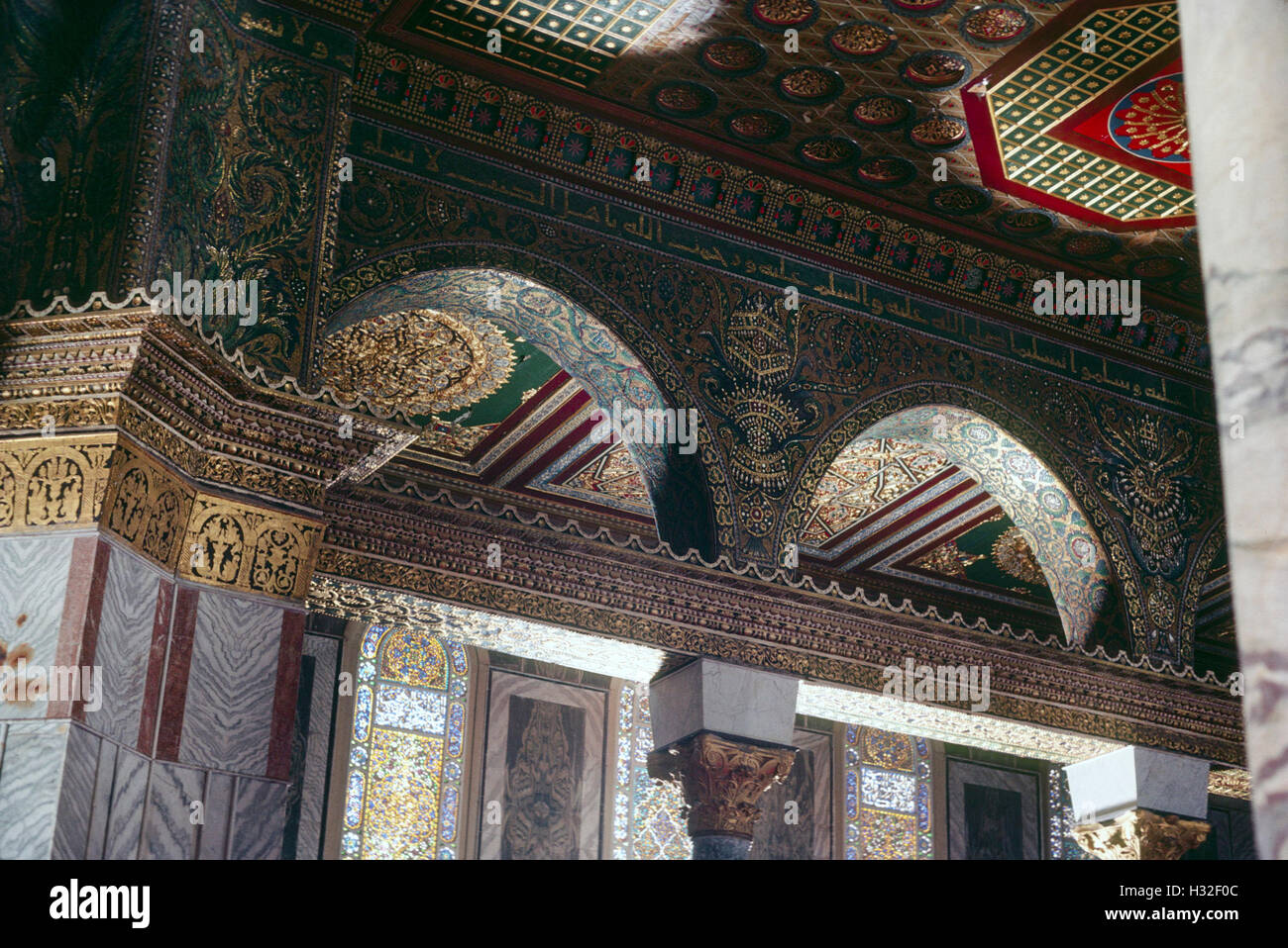 detail of interior octagonal arcade, The Dome of the Rock, Jerusalem ...