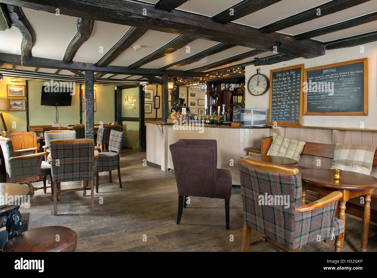 Axe & Compass public house, Hemingford Abbots, Cambridgeshire, UK Stock ...