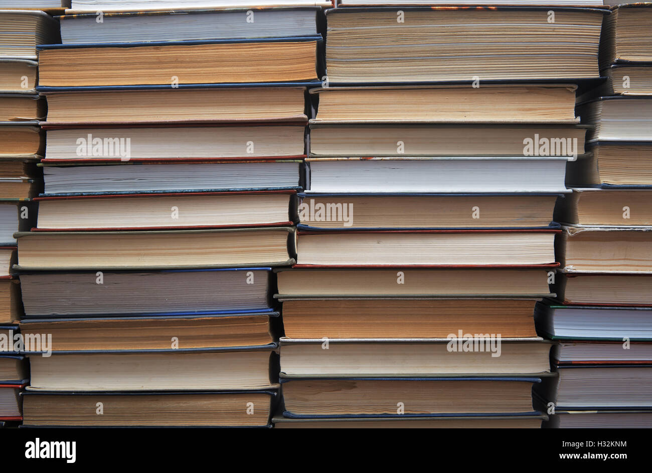 Library texture hi-res stock photography and images - Alamy