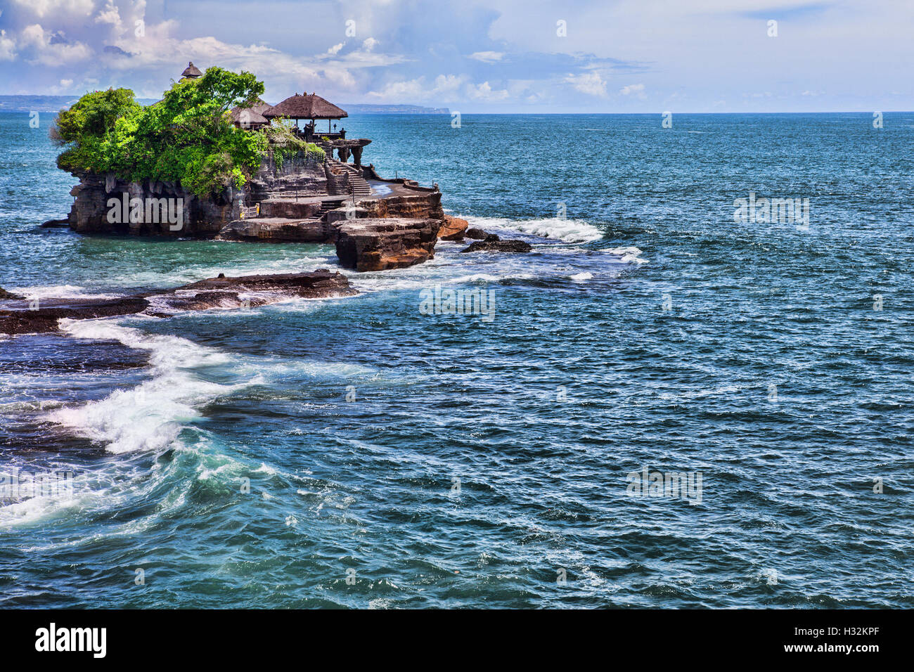 Bali ocean god temple hi-res stock photography and images - Alamy