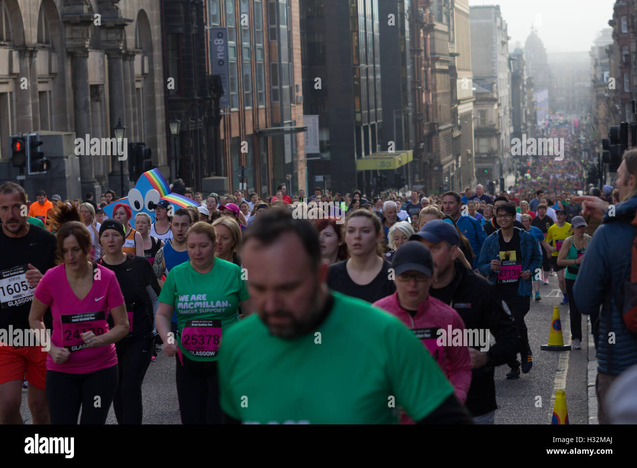 Glasgow 10k hi-res stock photography and images - Alamy