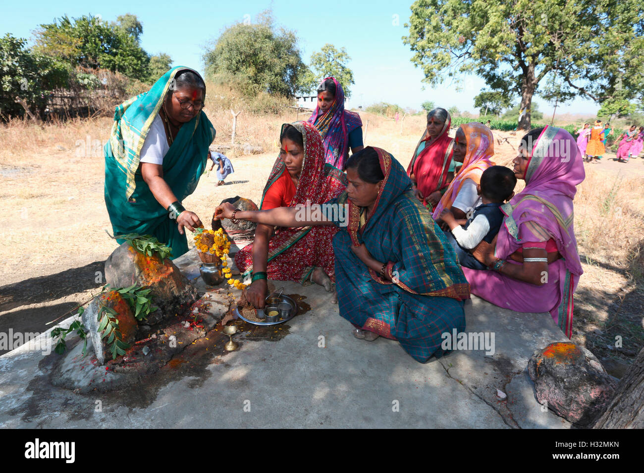 Andh tribe hi-res stock photography and images - Alamy