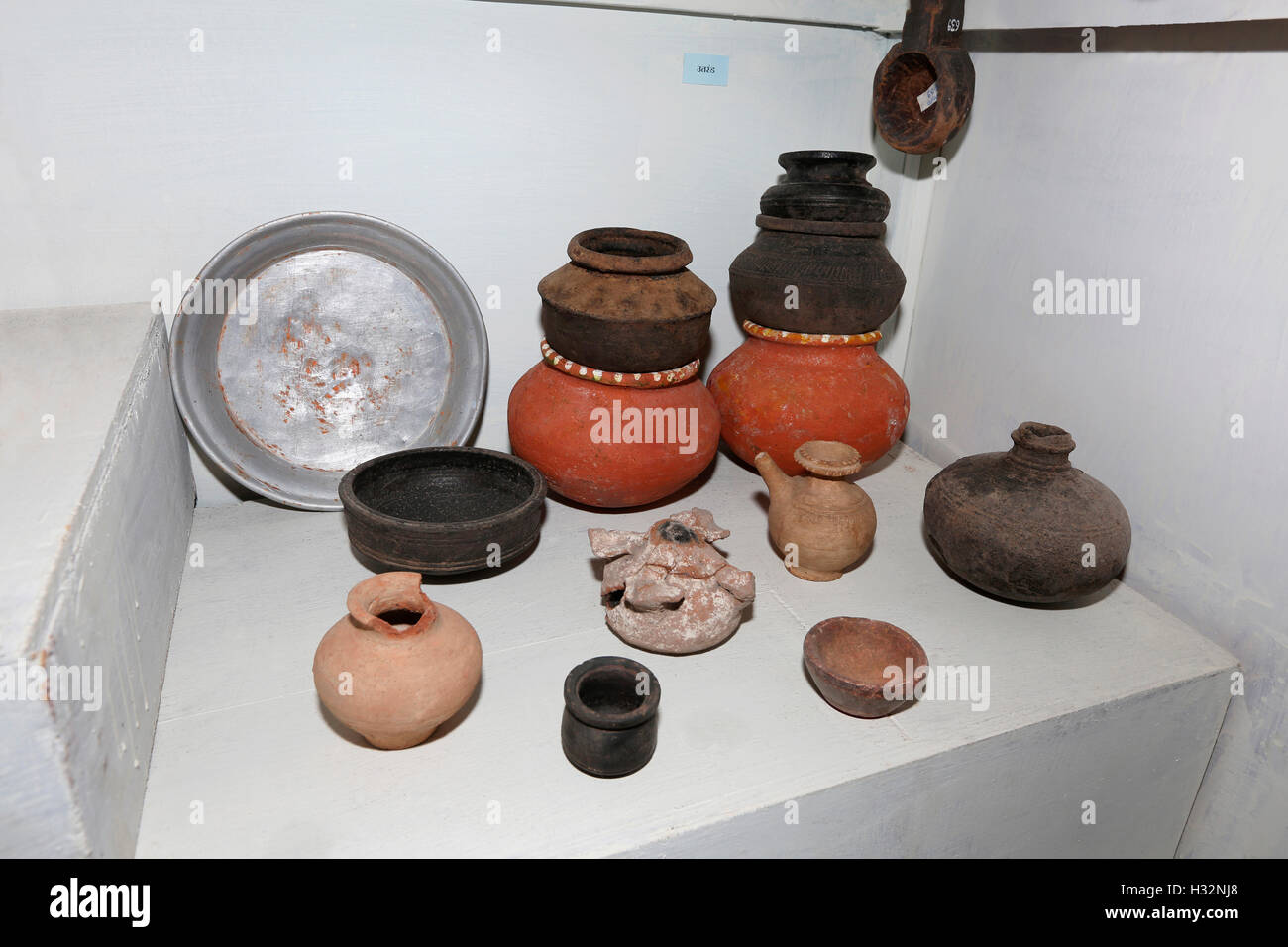 Tribe utensils hi-res stock photography and images - Alamy