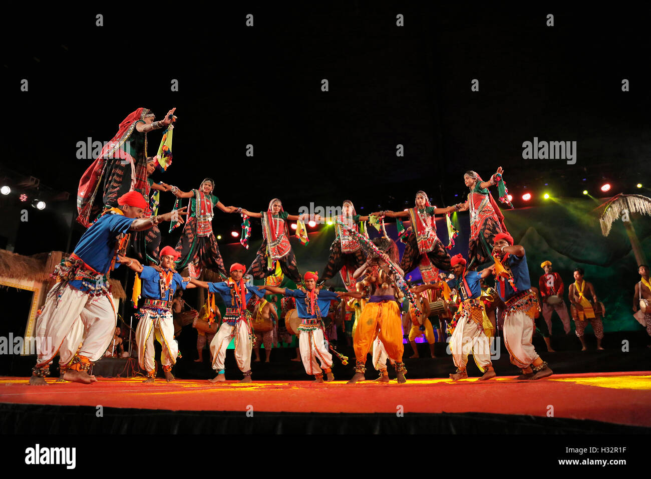 Folk Dance, Gujarat, India Stock Photo - Alamy