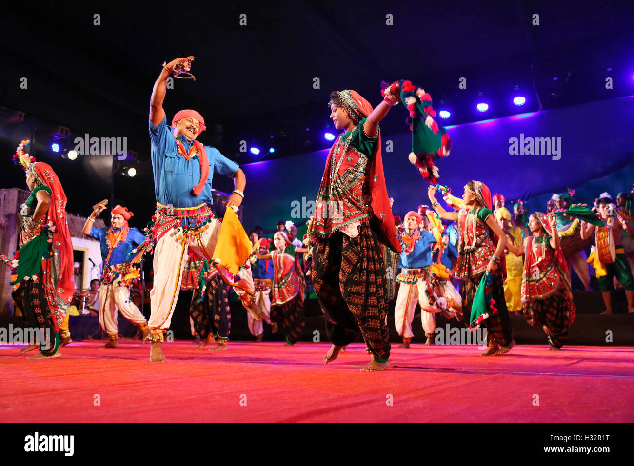 Folk Dance, Gujarat, India Stock Photo - Alamy