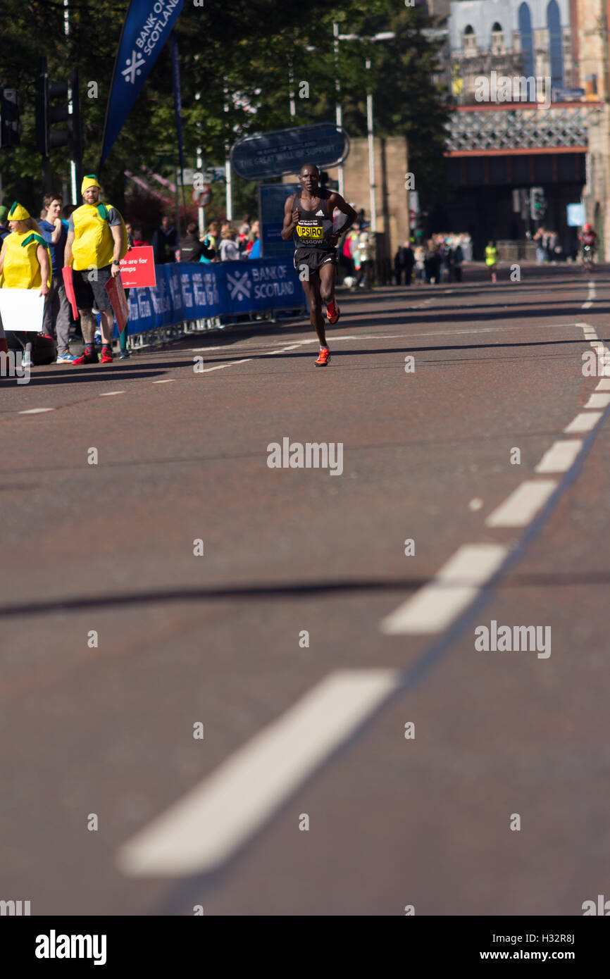 Runners on 10k and half Marathon during Great Scottish run in Glasgow ...